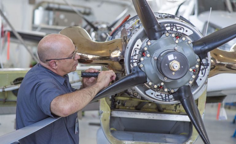 Engine Maintenance | Western Aircraft